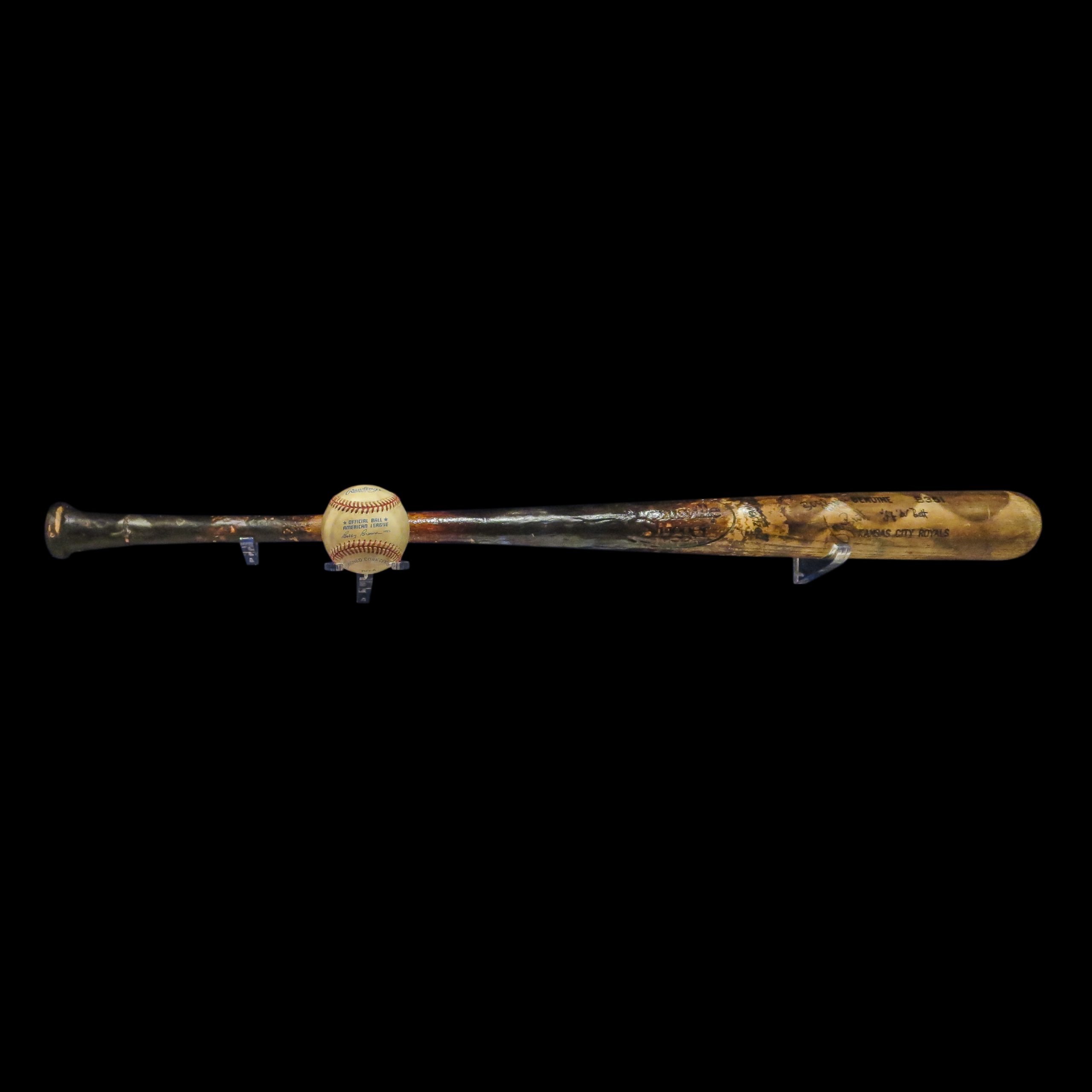 George Brett 3,000th Hit Baseball & Bat